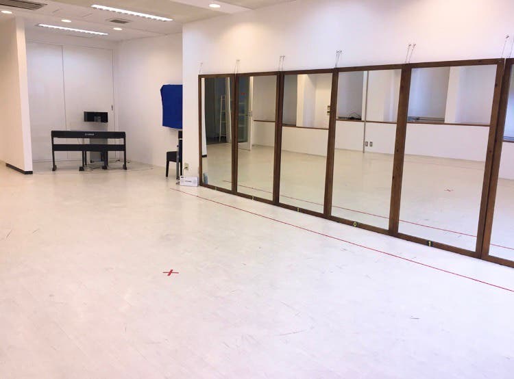 【YTJ茨木スタジオ】茨木市駅徒歩5分・鏡張りのダンスやレッスンに最適なスタジオですの写真8