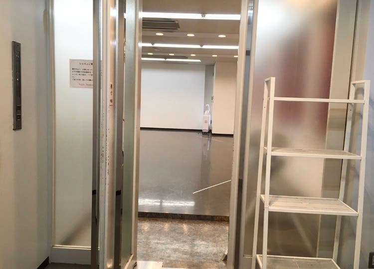 【YTJ茨木スタジオ】茨木市駅徒歩5分・鏡張りのダンスやレッスンに最適なスタジオですの写真3