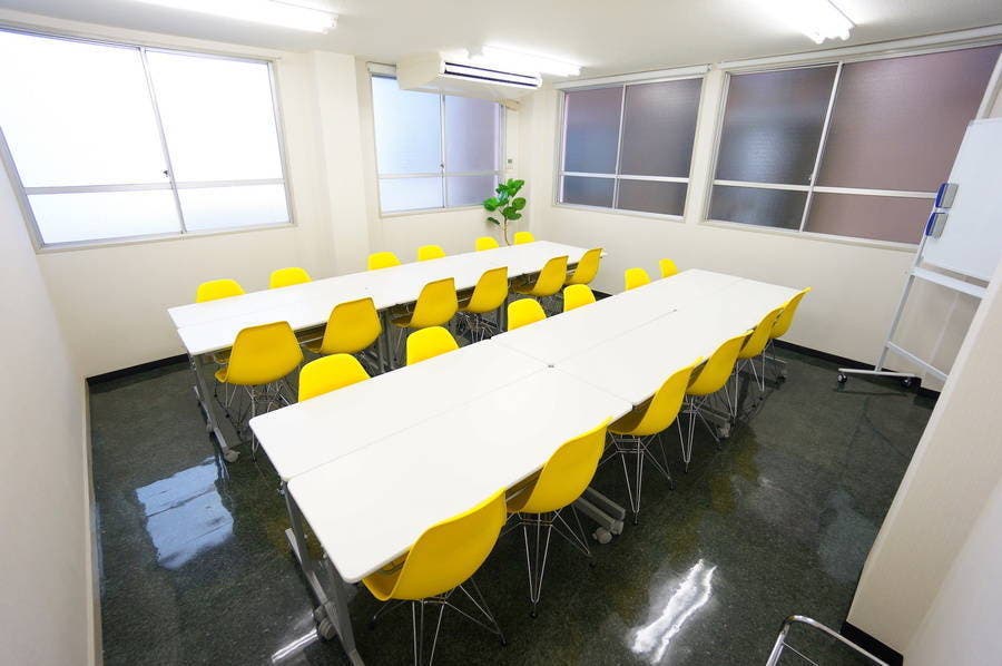 ＜myRoomスイセン会議室＞八王子駅より徒歩3分♪会議、撮影、ボードゲーム無料！WIFI、プロジェクター、光回線の写真6