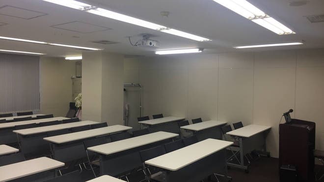 大阪会議室 NSEリアルエステート梅田店 B室(最大41名)の写真2