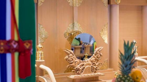 大宮駅から徒歩3分!【紫雲殿】紫の雲をイメージした鮮やかな絨毯が和の伝統美をより神秘的な式場の写真5