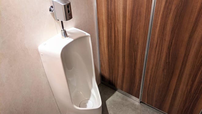 【京阪京橋片町口徒歩3分】レンタルスタジオ/幅3.2mの大型鏡/ダンスの練習やマンツーマンでのヨガ・ピラティス等のレッスンにの写真21