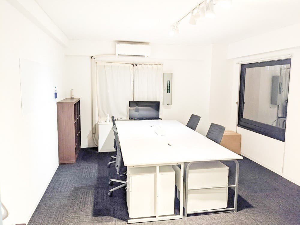 【秋葉原から6分・浅草橋から4分】Wi-Fi・ホワイトボード・モニター全て無料！最大着席人数7名！綺麗/明るい/ゆとりのある空間の写真3