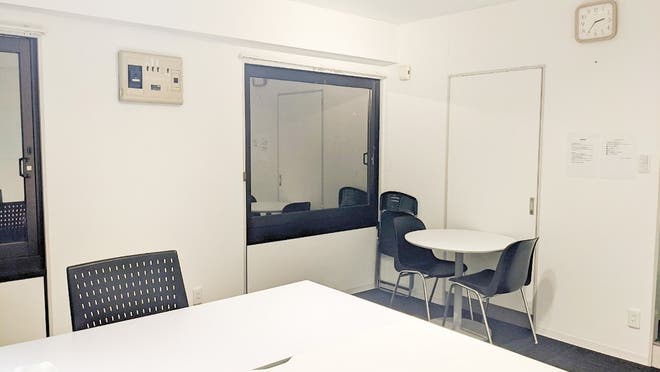【秋葉原から6分・浅草橋から4分】Wi-Fi・ホワイトボード・モニター全て無料!最大着席人数7名!綺麗/明るい/ゆとりのある空間の写真4