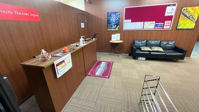 【YTJ武蔵小杉スタジオ】JR南武線武蔵小杉駅北口から徒歩8分・鏡張りのダンスやレッスンに最適なスタジオですの写真6