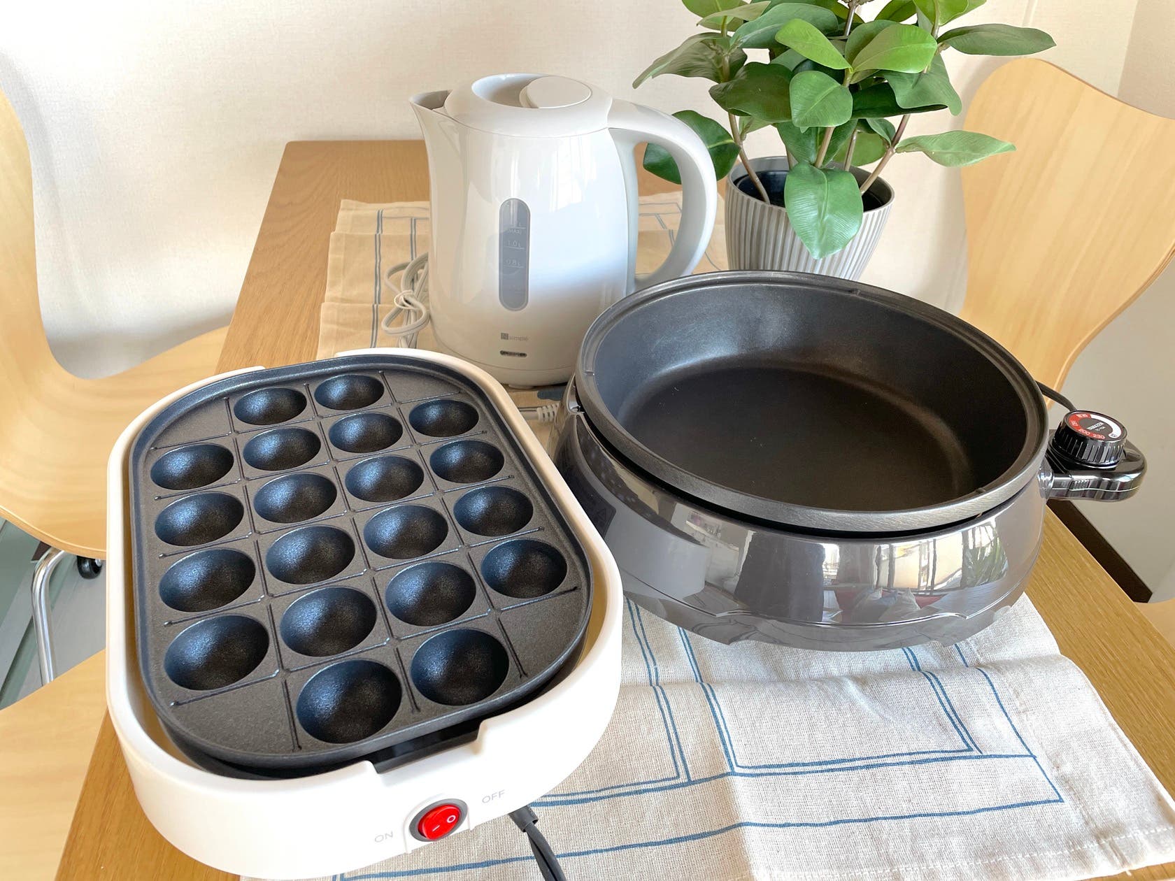 電気グリル鍋（中）の画像1