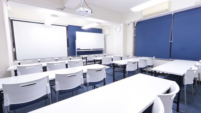 【東京駅2分!地下出口すぐ!32名】プロジェクター・ホワイトボード・WiFi全て無料!土足可!ふれあい貸し会議室 八重洲No38の写真2