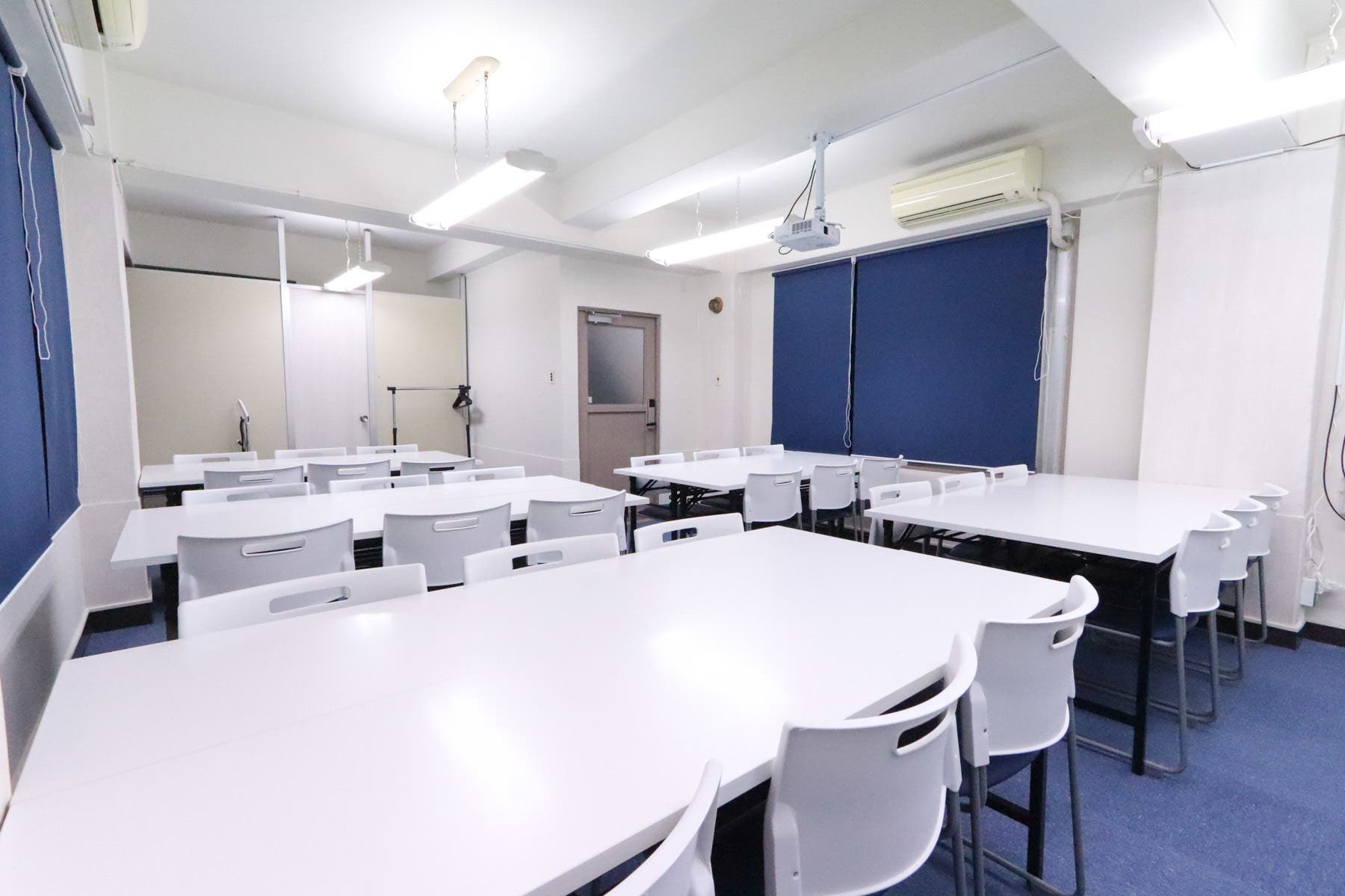 【東京駅2分！地下出口すぐ！32名】プロジェクター・ホワイトボード・WiFi全て無料！土足可！ふれあい貸し会議室 八重洲No38の写真10