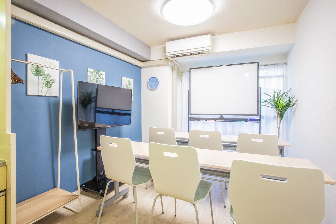 【ブックマークキャンペーン実施中】WiFi・モニター・ホワイトボード・Webカメラ・スピーカー無料！ふれあい貸し会議室 名古屋Aの写真8