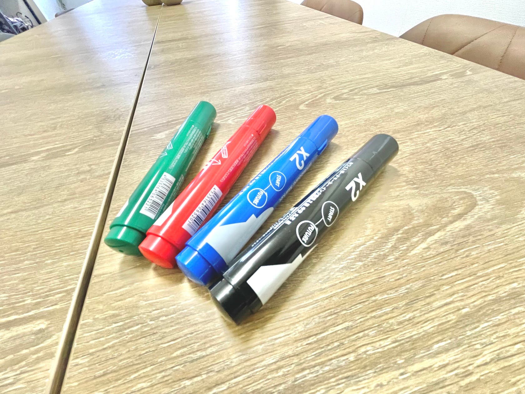 【新大阪駅東口１０秒❗️駅目の前】トイレ改装済⭐️無料WiFi⚡️プロジェクター無料貸出中✨個室・会議・面談《SS新大阪617》の写真20