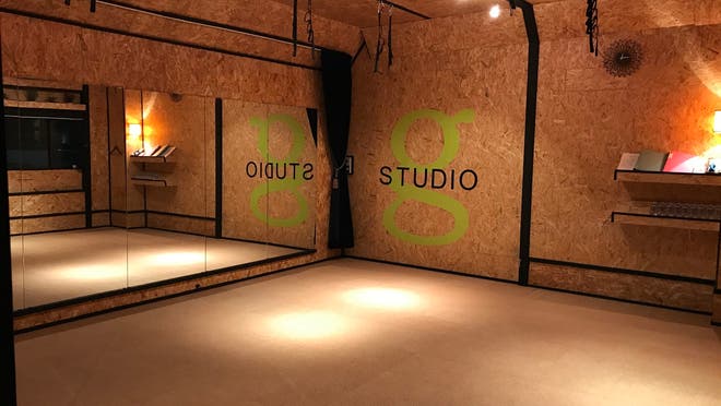 JR新潟駅から徒歩5分!ダンスの練習やパーソナルトレーニングのスペースとして。の写真1