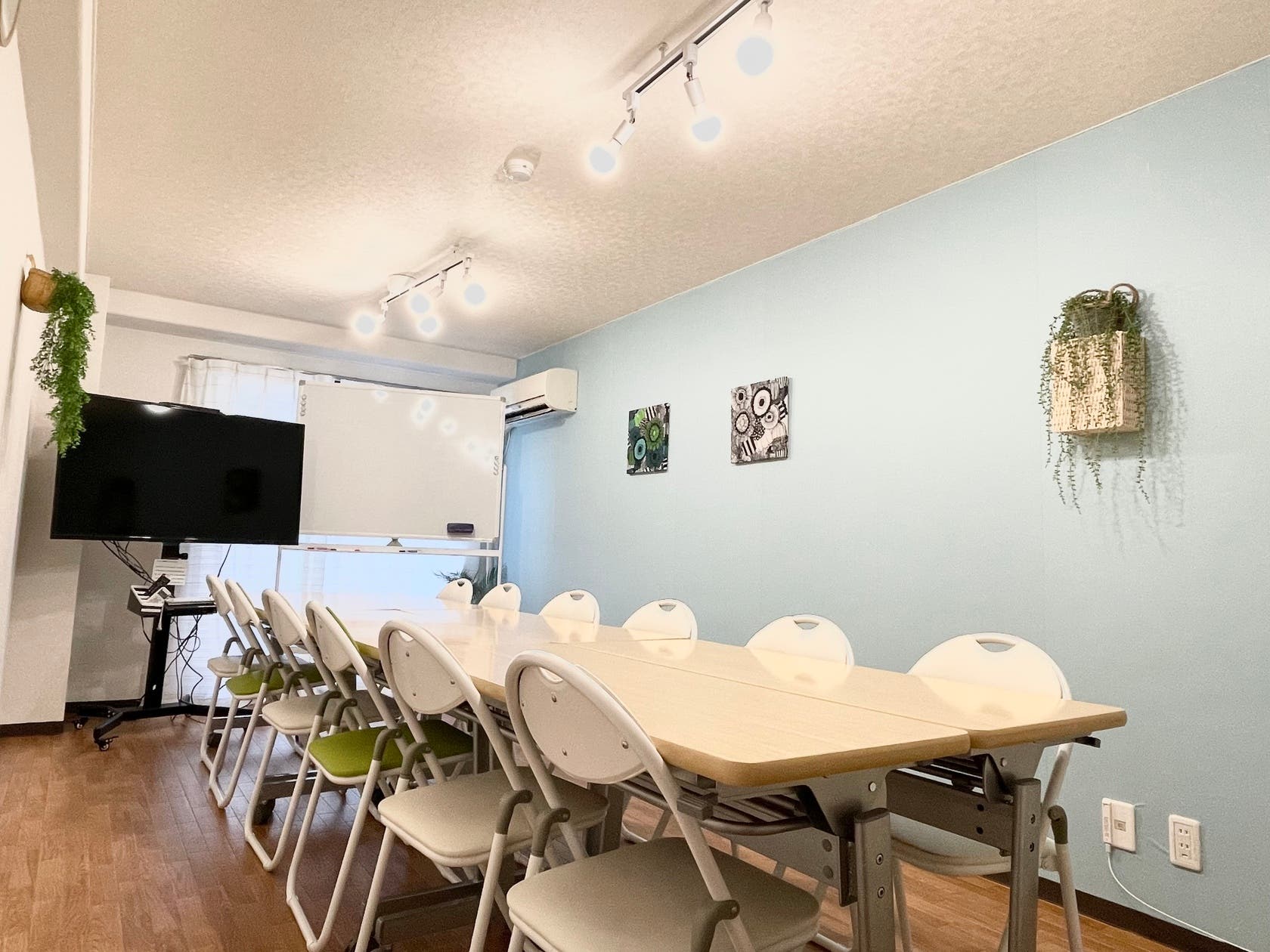 【10/25まで利用可】教室、テレワーク、各種セミナーに！12名利用可能・無料Wi-Fi利用可【K-plat綱島】【飲酒不可】の写真2