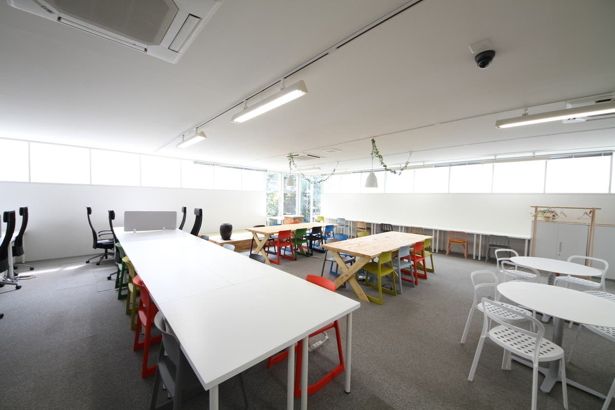 【南新宿駅からすぐ】自然光が心地良いワーキングスペース　y-valleyの写真12