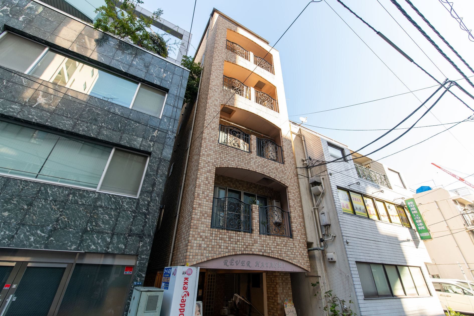 【港区】【赤羽橋徒歩１分・麻布十番店徒歩7分】防音設備有/大型ミラー設置/ダンス・楽器OK/長机椅子完備/高速回線/地下1階の写真28