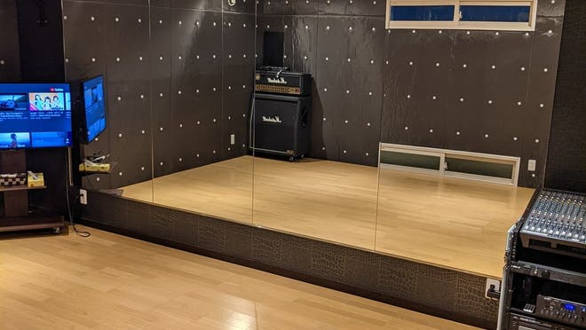 防音室で大型ミラーを備えており、ダンスや楽器演奏に最適なスペースです!の写真2