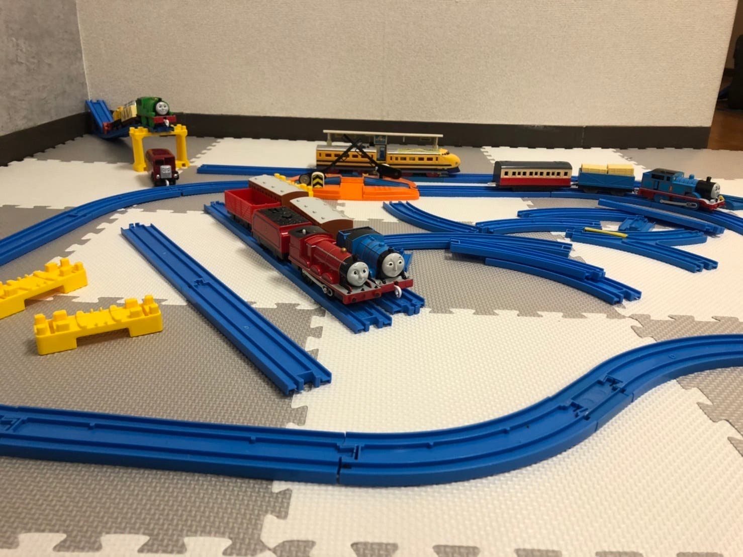 男の子のおもちゃの画像1