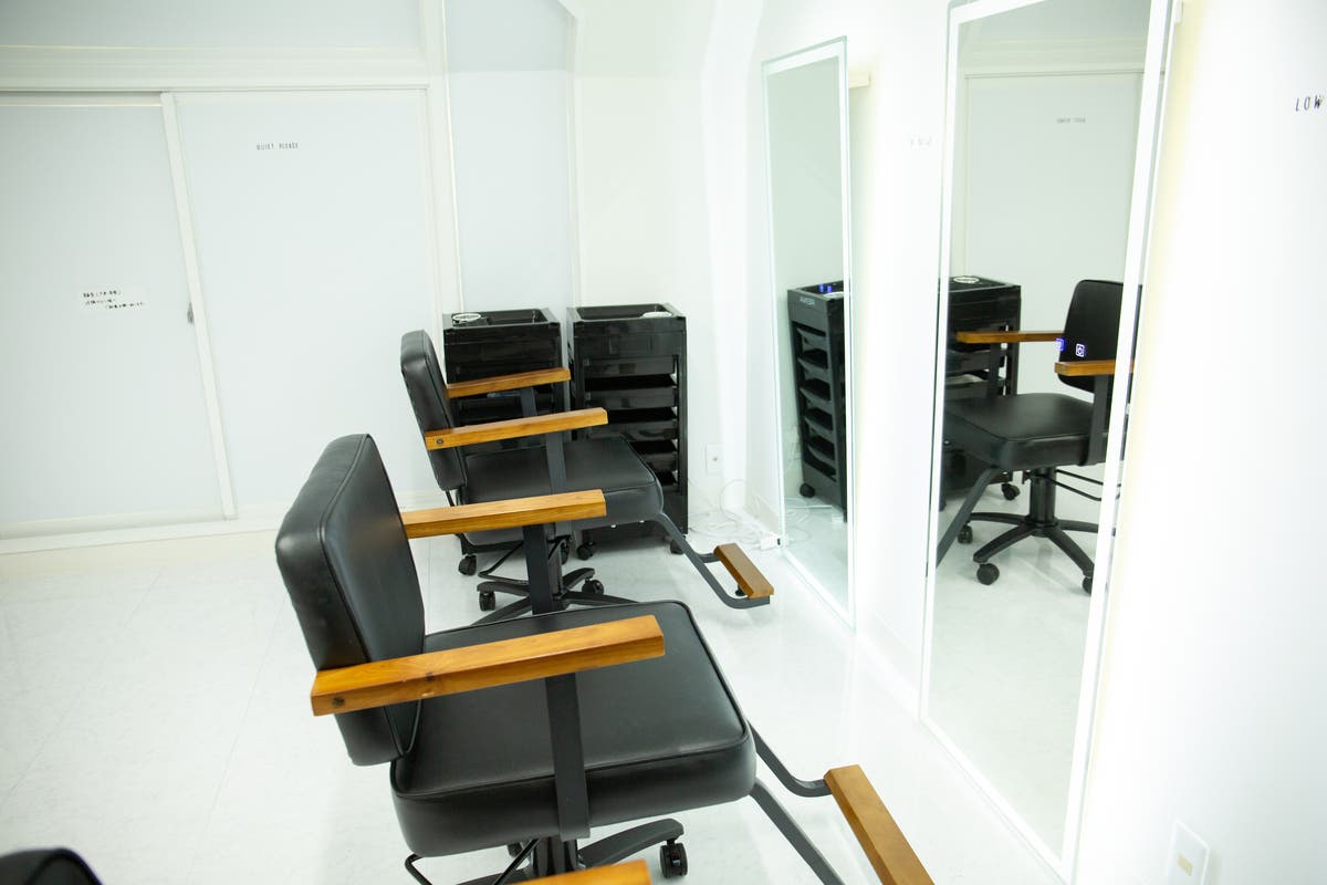 【原宿駅徒歩3分】竹下通り至近！自分だけのヘアメイクサロンを実現！ Youtube撮影OK! ロケ撮影控え室に！面貸しの写真20