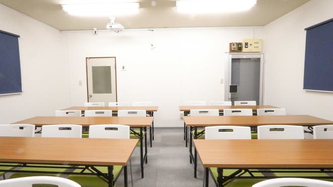 【新宿西口徒歩1分!オフィスビル!同規模で最安!24名】土足可!プロジェクター・WiFi無料!ふれあい貸し会議室 新宿No39の写真6