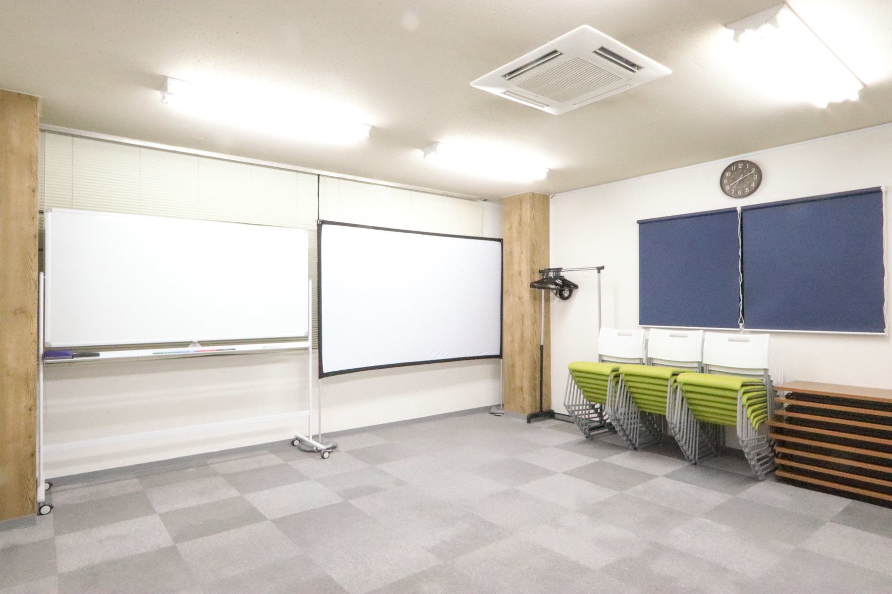 【新宿西口徒歩1分！オフィスビル！同規模で最安！24名】土足可！プロジェクター・WiFi無料！ふれあい貸し会議室 新宿No39の写真23
