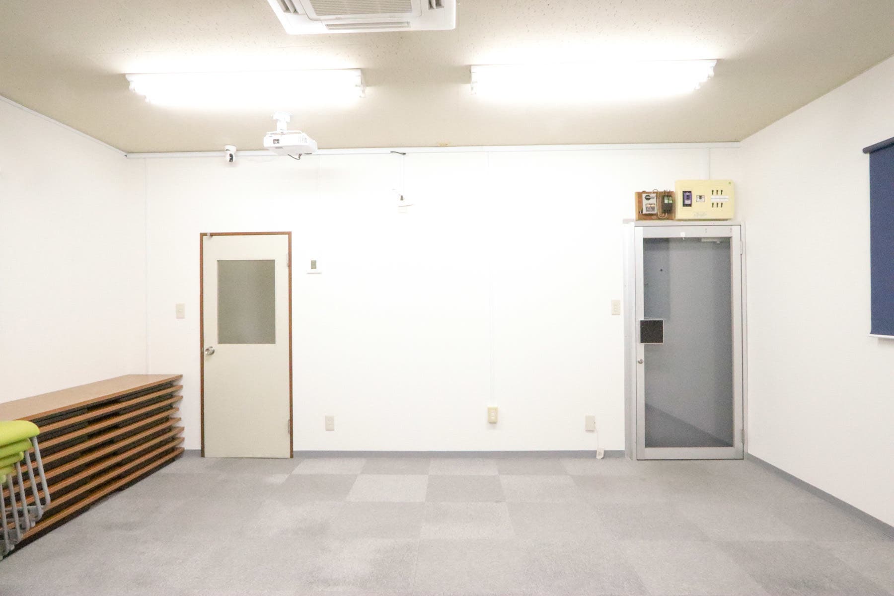 【新宿西口徒歩1分！オフィスビル！同規模で最安！24名】土足可！プロジェクター・WiFi無料！ふれあい貸し会議室 新宿No39の写真26