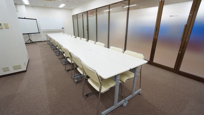 <豊橋駅前 TB1F-C会議室>完全個室✨24名収容/高速Wi-Fi/プロジェクター無料!セミナー/研修/会議の写真5