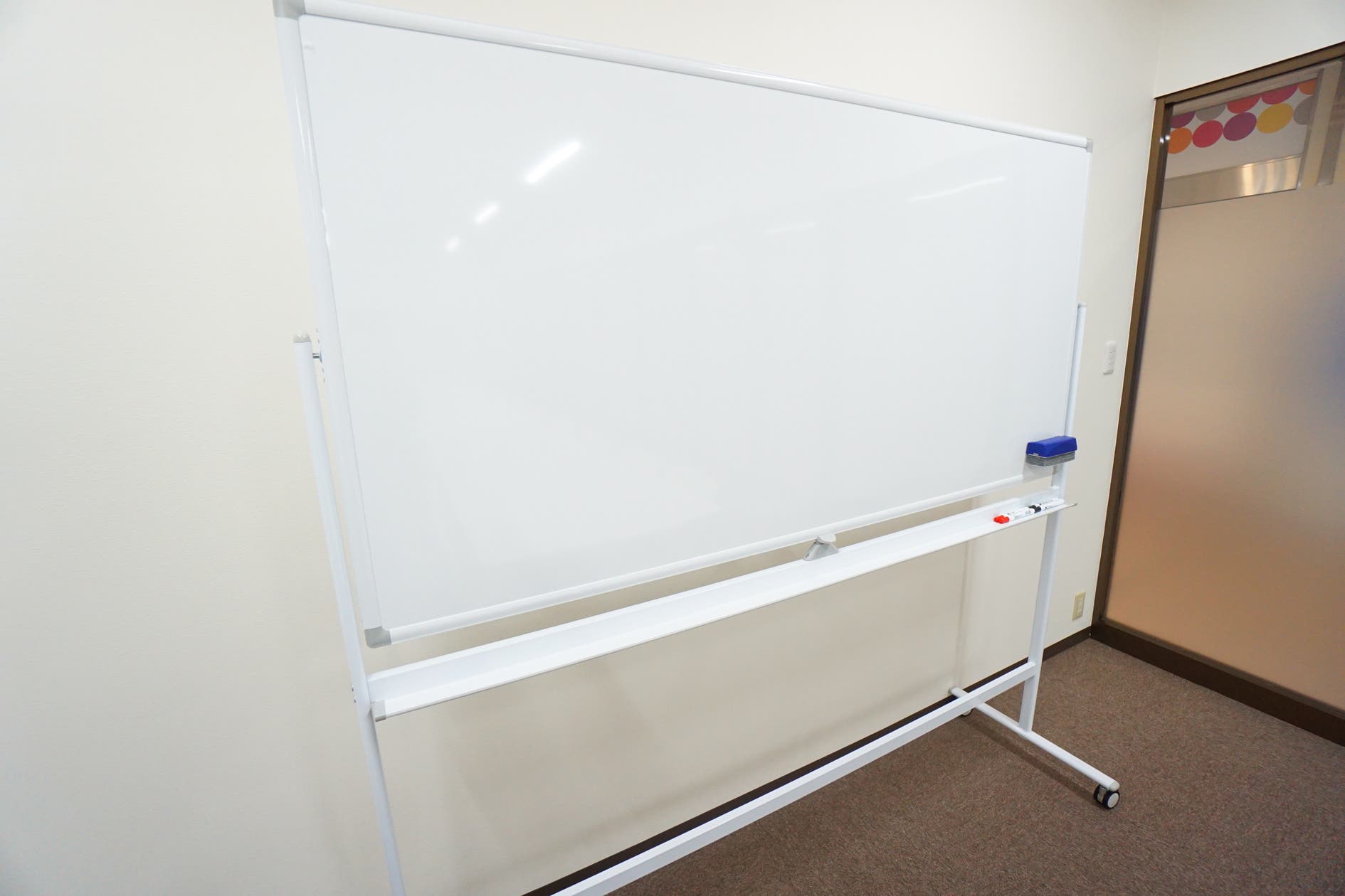 ＜豊橋駅前 TB1F-C会議室＞完全個室✨24名収容/高速Wi-Fi/プロジェクター無料！セミナー/研修/会議の写真12