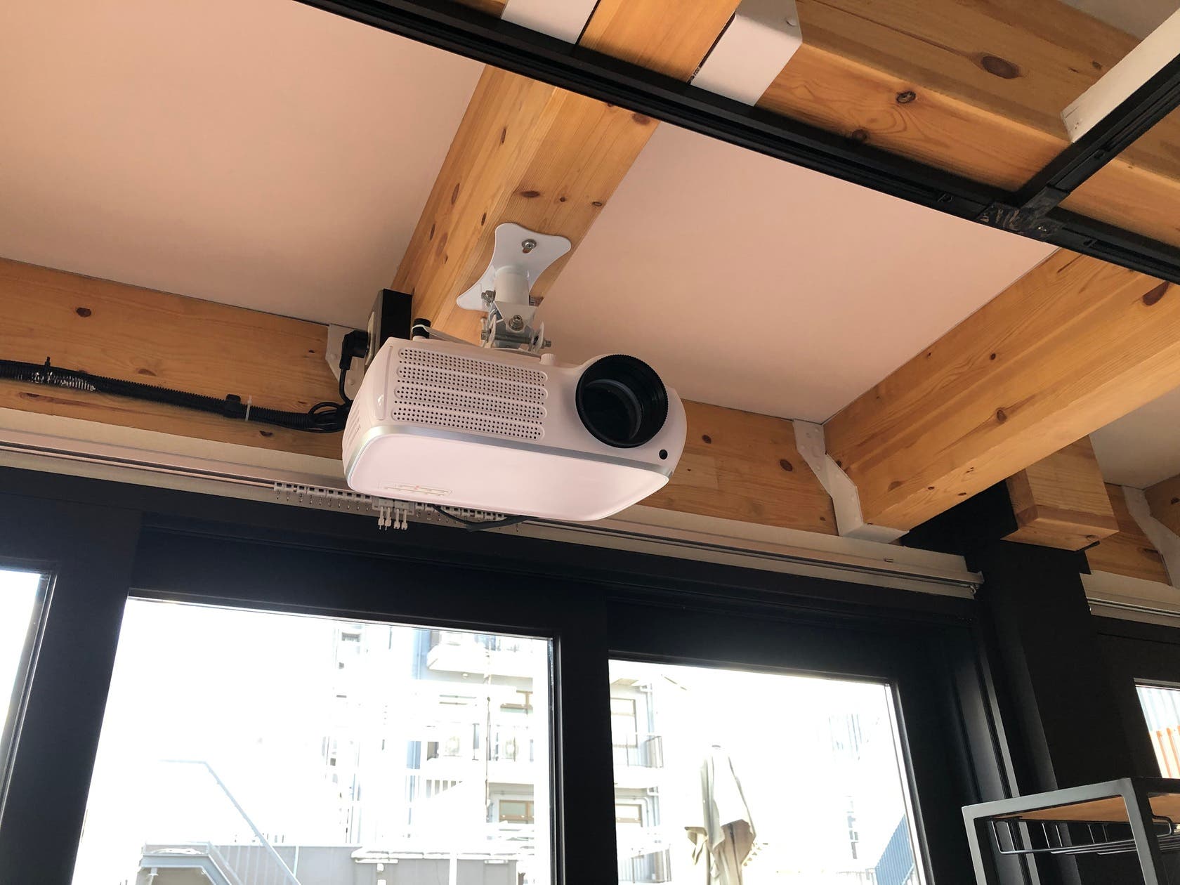 【池袋駅】（個室+テラス）BBQもスポーツ観戦もビジネスも🍻大型テレビ、プロジェクター完備🎥女子会💖パーティ🎉撮影📸に最適！の写真17