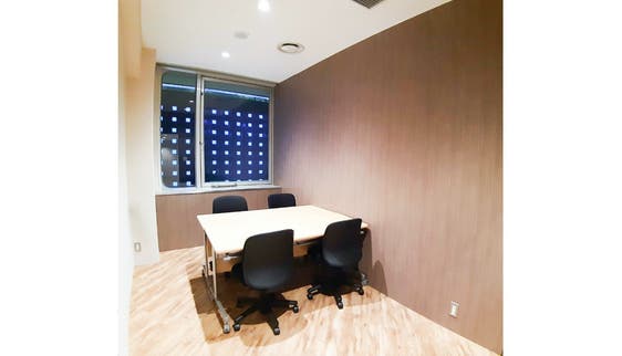 <有楽町Mtg.Room C>完全個室✨4名収容♪Wi-Fi/モニター/電源あり!テレワーク/会議/商談の写真1