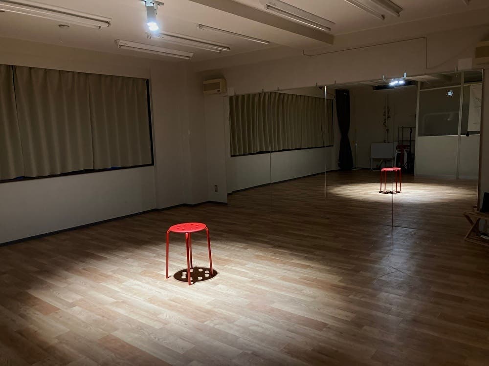 レンタルスタジオDAYS 与野店３階♪ ダンス・ヨガ・演技練習・武道などに！暗幕、充実の照明器具でダンスに没入できます☆の写真4