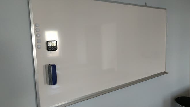 柏たなか駅から徒歩6分の15人収容可、Wi-Fi・プリンター完備、絨毯で足元快適会議室!の写真9