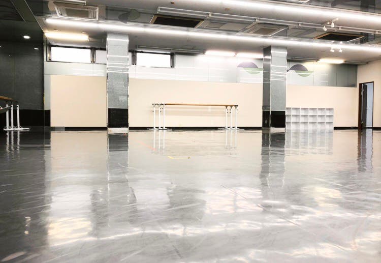 【YTJ藤沢スタジオ】JR藤沢駅から徒歩6分・鏡張りのダンスやレッスンに最適なスタジオですの写真1