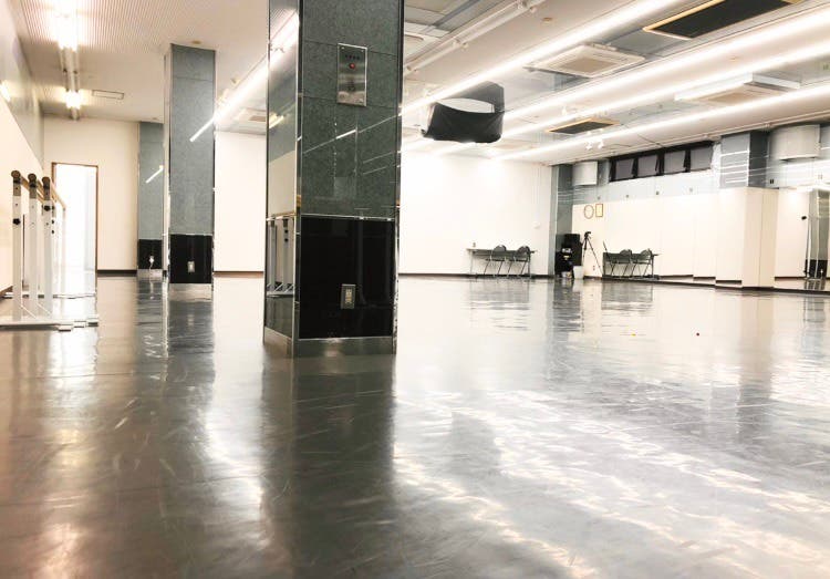 【YTJ藤沢スタジオ】JR藤沢駅から徒歩6分・鏡張りのダンスやレッスンに最適なスタジオですの写真4