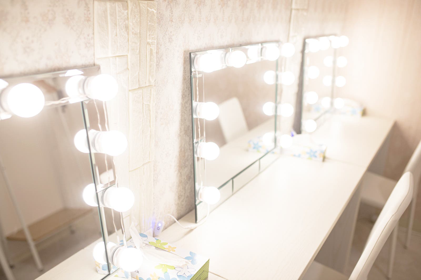 〈沖縄県宜野湾〉天井高270cm72平米の広々とした撮影エリアを３スペース備えた洋風フォトスタジオの写真16