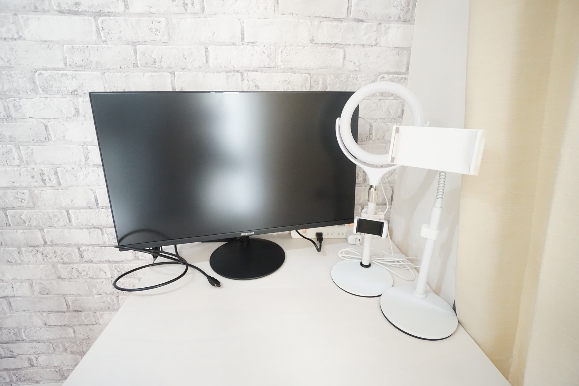 ＜新大阪Place509＞【徒歩3分】完全個室✨24時間利用可★モニター/光回線！/テレワーク/会議/ボードゲーム/撮影の写真5