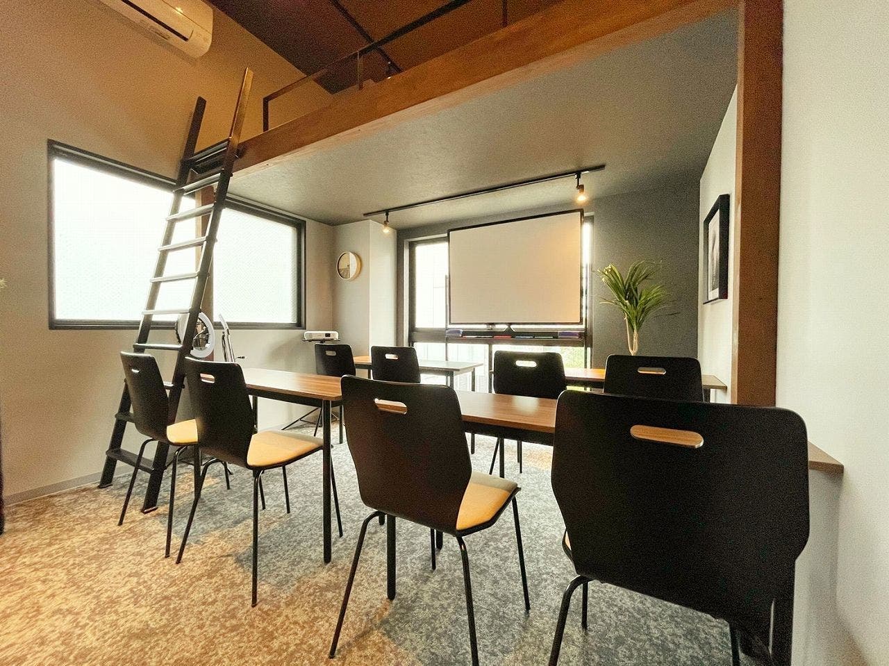 【静岡駅4分！12名利用可】綺麗な完全個室！WiFi・プロジェクター・ホワイトボード全て無料！土足可！ふれあい貸し会議室 静岡Aの写真7