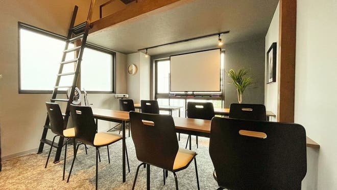 【静岡駅4分!12名利用可】綺麗な完全個室!WiFi・プロジェクター・ホワイトボード全て無料!土足可!ふれあい貸し会議室 静岡Aの写真7