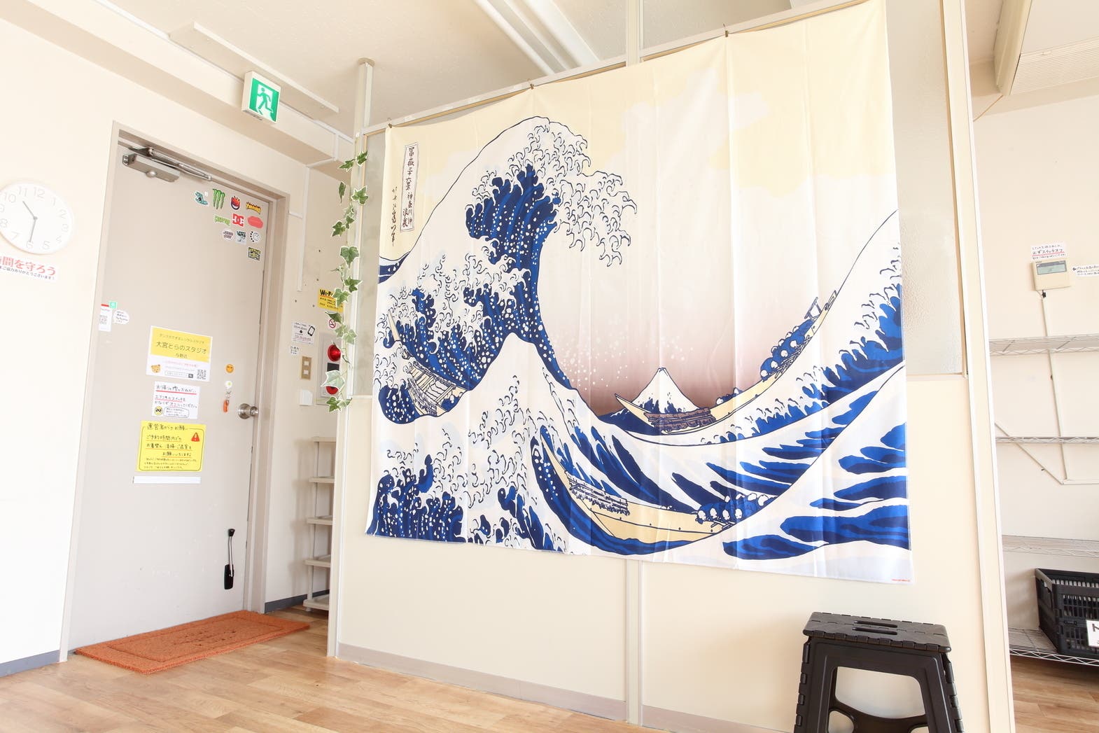 レンタルスタジオDAYS 与野店３階♪ ダンス・ヨガ・演技練習・武道などに！暗幕、充実の照明器具でダンスに没入できます☆の写真7