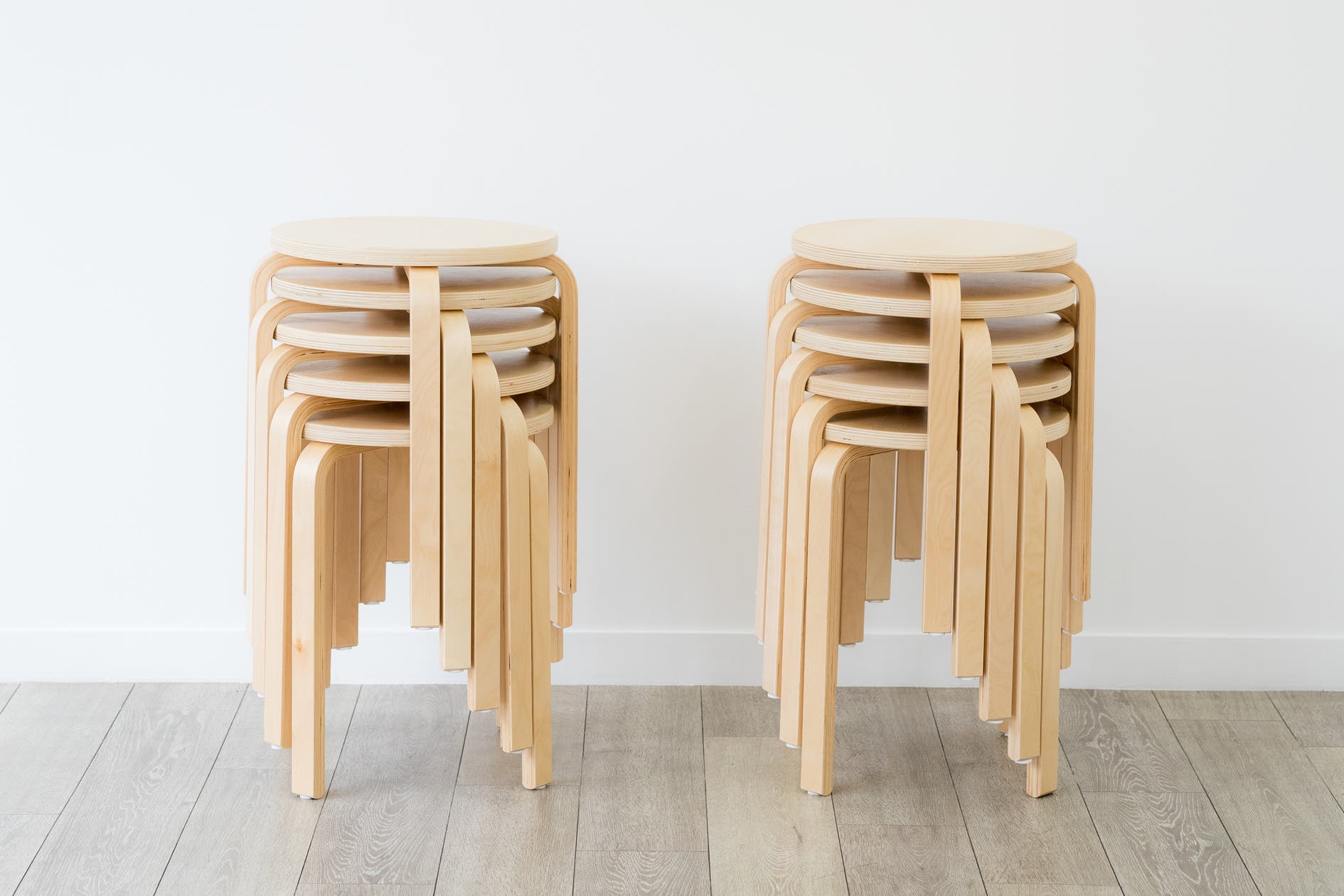 【代々木駅】3分！リーズナブルな自然光の入る白壁撮影スタジオ。家具や観葉植物が豊富でお家時間の再現やヨガ撮影にオススメ！の写真30