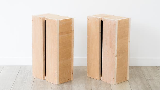 【代々木駅】3分!リーズナブルな自然光の入る白壁撮影スタジオ。家具や観葉植物が豊富でお家時間の再現やヨガ撮影にオススメ!の写真27