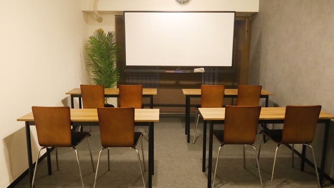 「高田馬場駅 徒歩2分🚶!大型モニター、プロジェクター完備で会議やセミナーに最適👥✨」の写真11