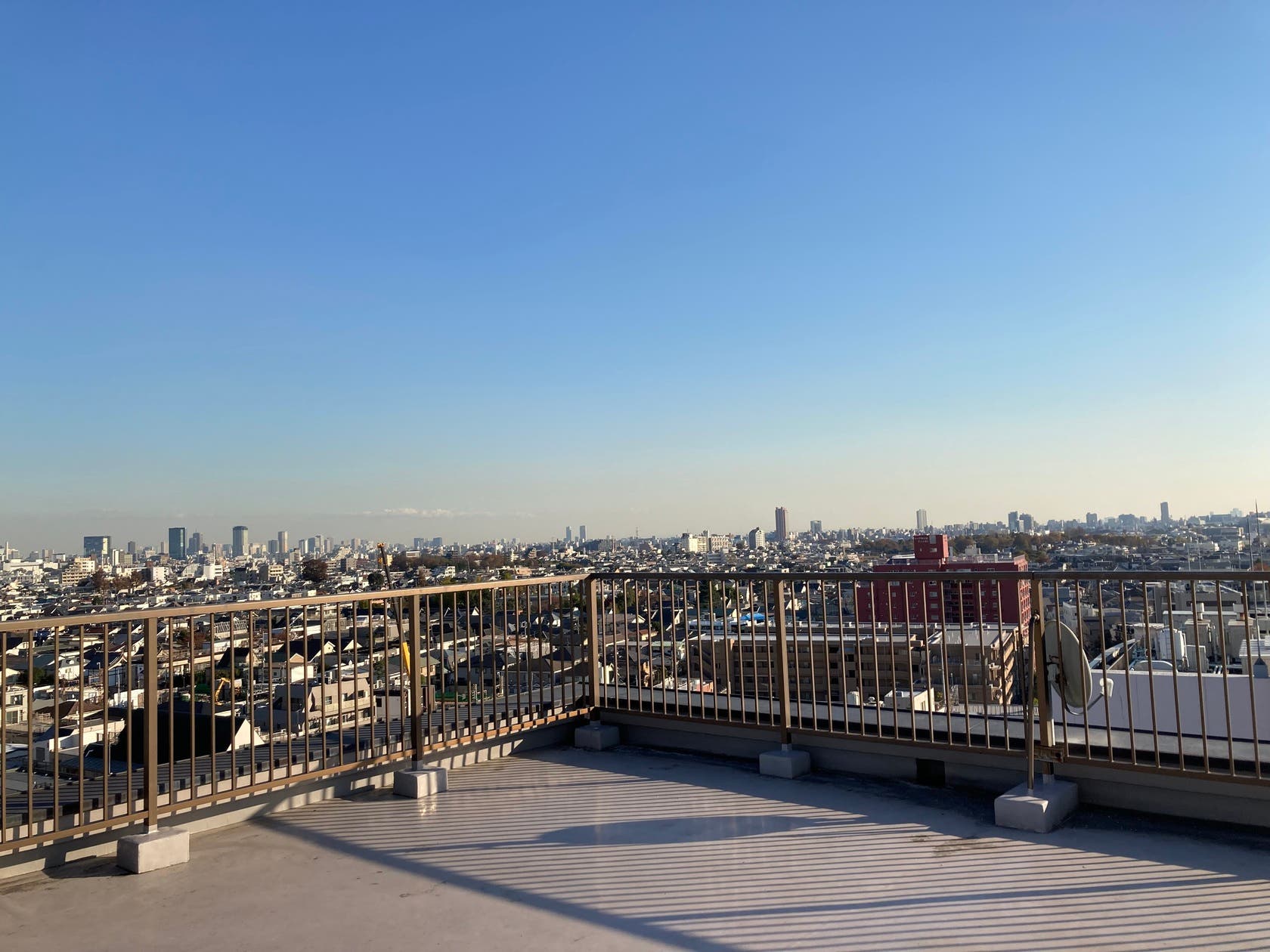 ドラマ・CM・PVなど撮影実績多数★抜けの良さと見晴らし最高の屋上です！！新宿・渋谷・中野・六本木等一望出来ます！の写真5