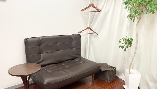 西新宿徒歩2分✨ヒートマット完備✨静かな落ち着いた雰囲気のサロンの写真3