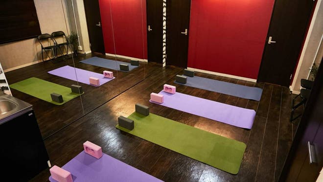 【NEW OPEN黒門市場スグ】人気の難波日本橋エリアでダンスやヨガができるスタジオの写真4