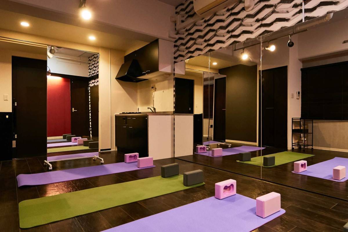 【NEW OPEN黒門市場スグ】人気の難波日本橋エリアでダンスやヨガができるスタジオの写真5