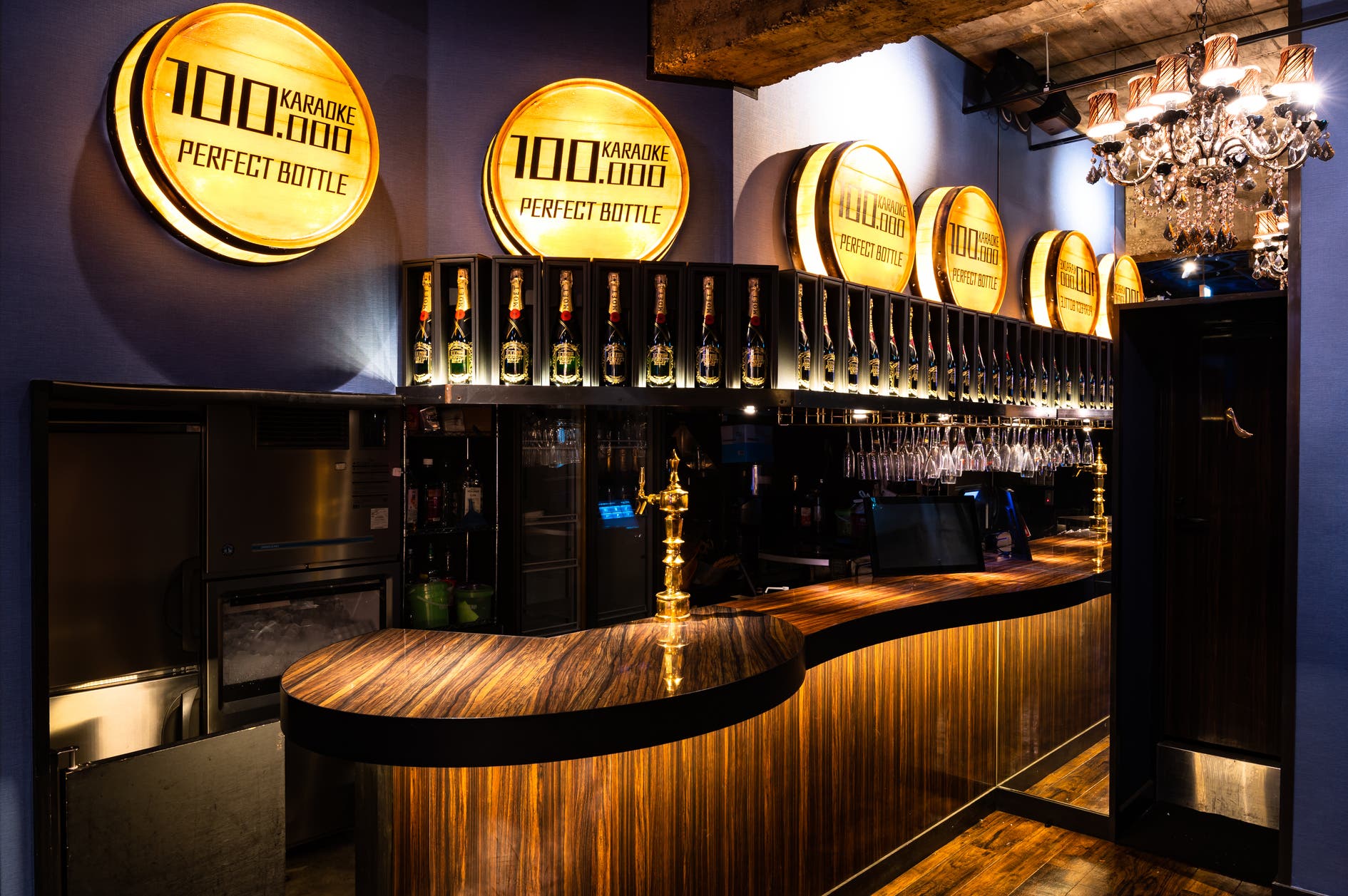 【池袋駅】西口徒歩2分♪自慢の音響・カラオケ設備無料貸し出しのレンタルスペースの写真7