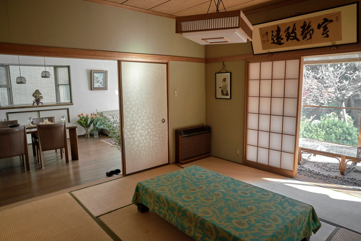 【小鳥庭コトリバ松大東京】明大前のキッチン・和室・庭付きレトロな一軒家。１フロア140㎡で部屋数多く一度に様々なシーンが撮影可能の写真17