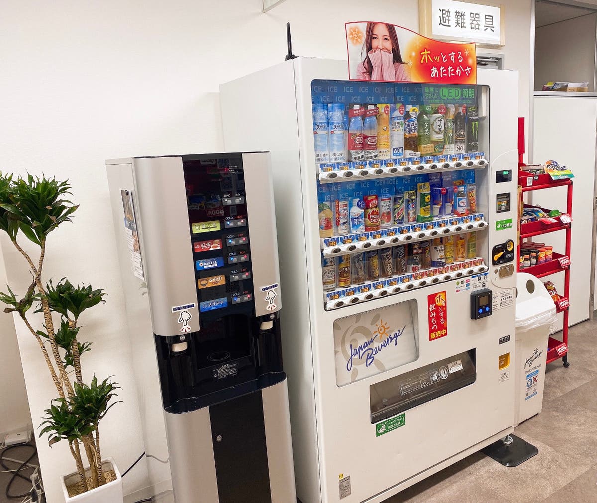 横浜駅徒歩6分！6名会議室　高速wifi/60インチモニター完備　テレワークや会議等で是非！【STAYUP横浜】の写真9