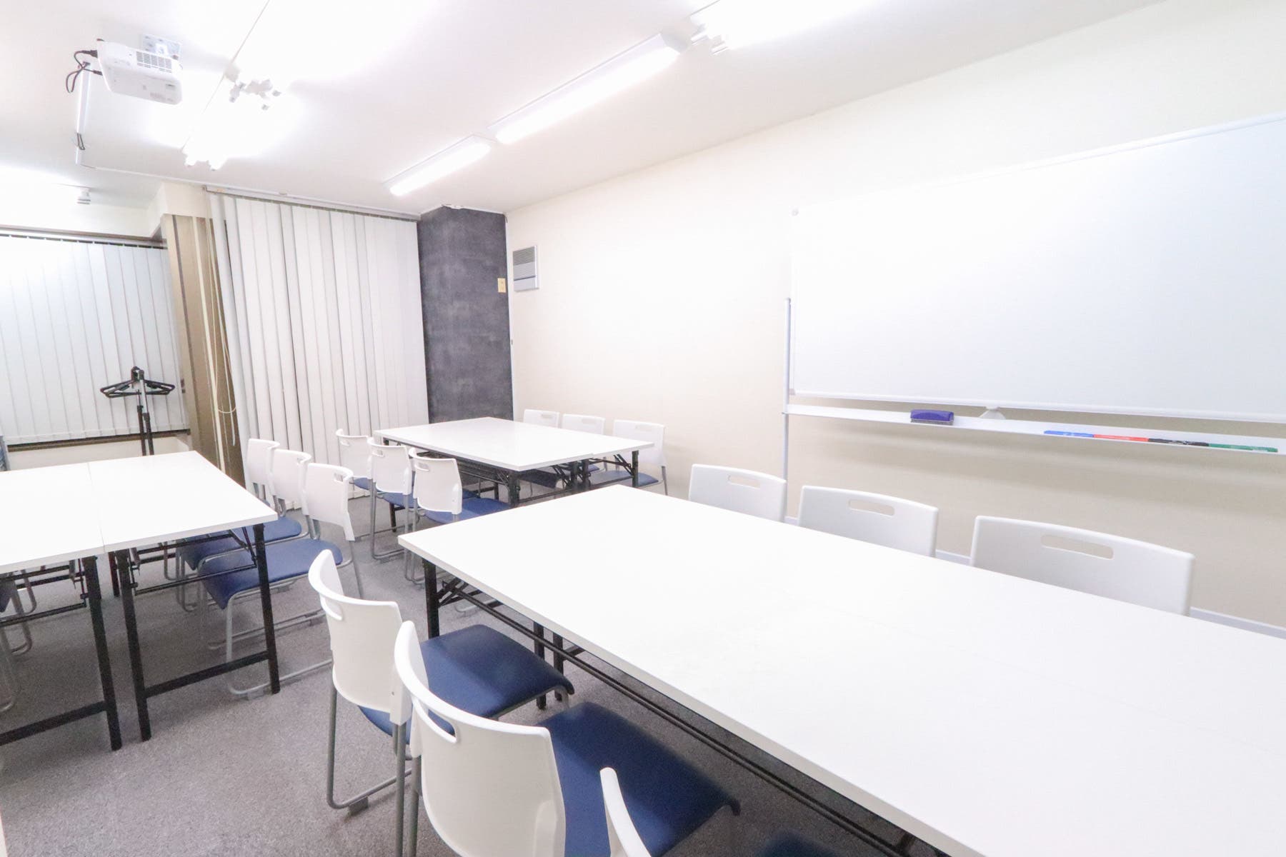 【大崎駅2分！ゲートシティ大崎向かい！】土足可！プロジェクター・ホワイトボード・WiFi完備！ふれあい貸し会議室 大崎No42の写真6