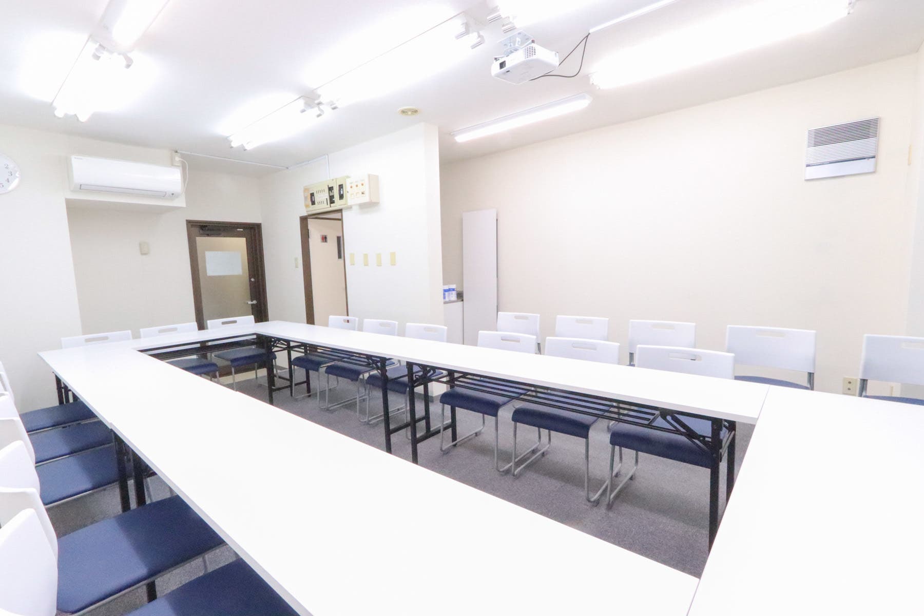 【大崎駅2分！ゲートシティ大崎向かい！】土足可！プロジェクター・ホワイトボード・WiFi完備！ふれあい貸し会議室 大崎No42の写真11