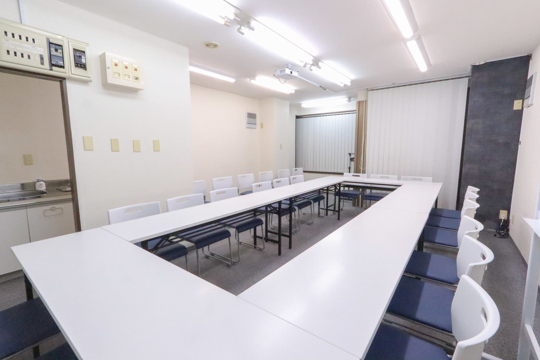 【大崎駅2分！ゲートシティ大崎向かい！】土足可！プロジェクター・ホワイトボード・WiFi完備！ふれあい貸し会議室 大崎No42の写真13